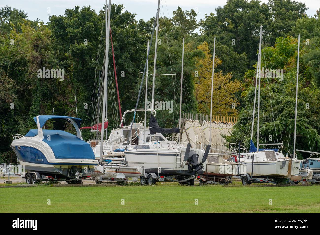 Boats at Washington Sailing Marina Stock Photo - Alamy