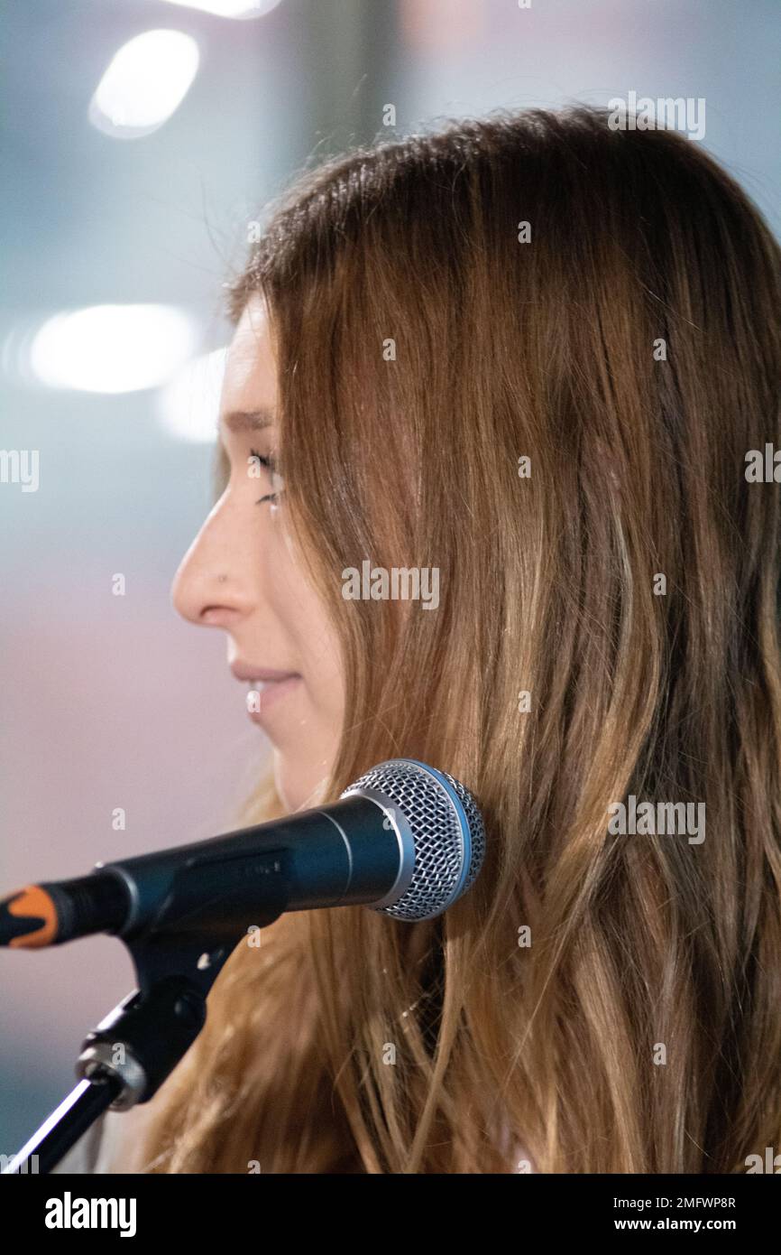 Verite films a session in Brooklyn Stock Photo - Alamy