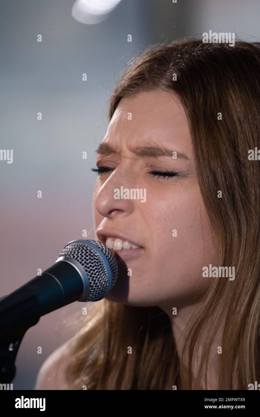 Verite pop hi-res stock photography and images - Alamy