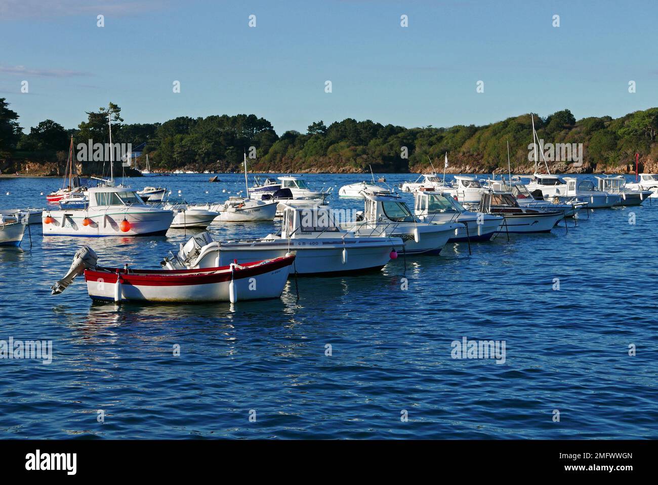 Port Manech harbour at high tide, Nevez, Finistere, Bretagne, France ...