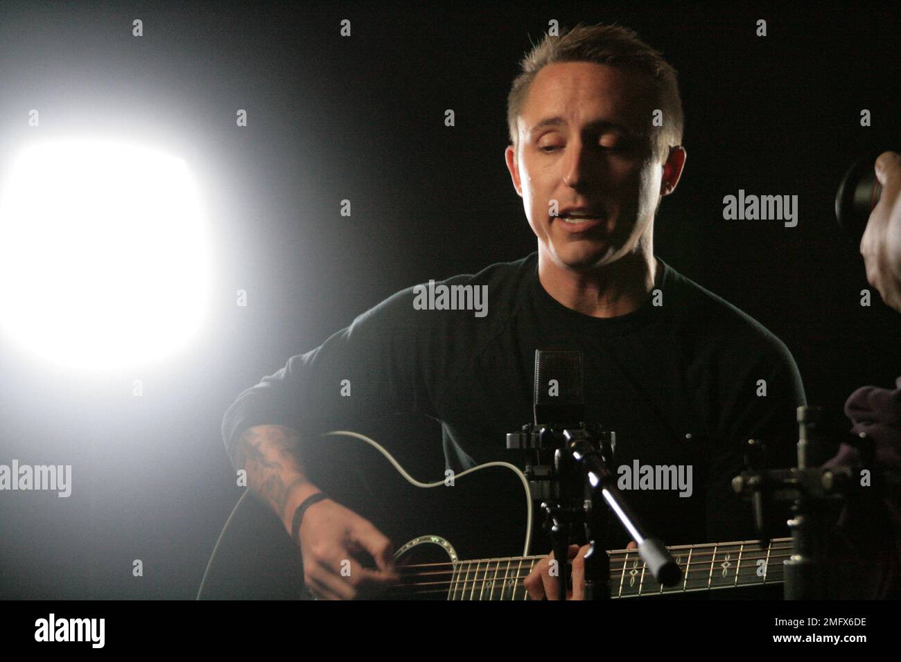 Yellowcard's Ben Dobson films a session in Brooklyn Stock Photo - Alamy