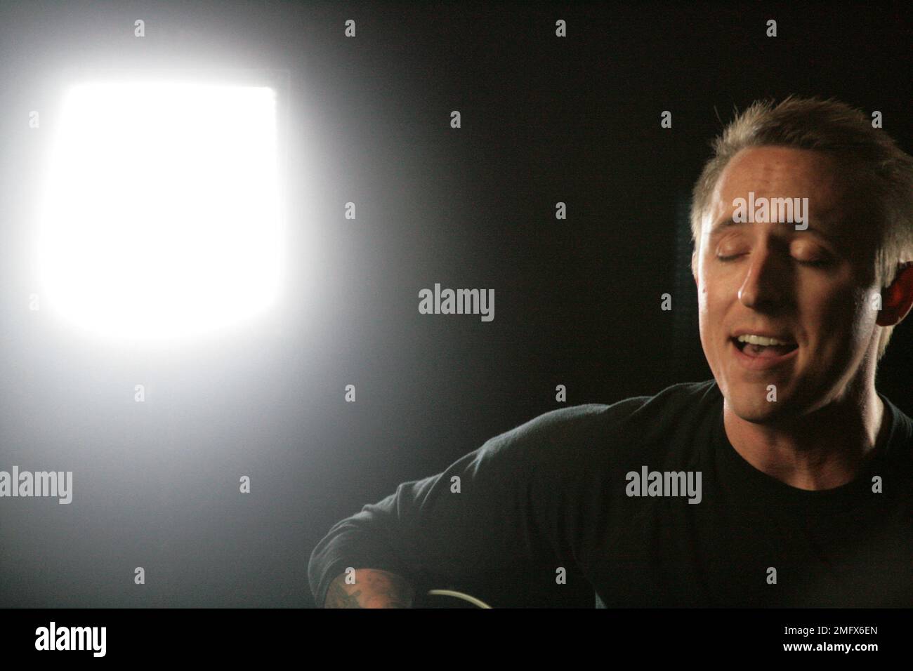 Yellowcard's Ben Dobson films a session in Brooklyn Stock Photo - Alamy