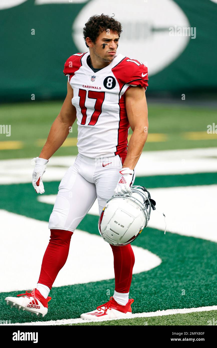 Arizona Cardinals wide receiver Andy Isabella (17)warms up before an ...