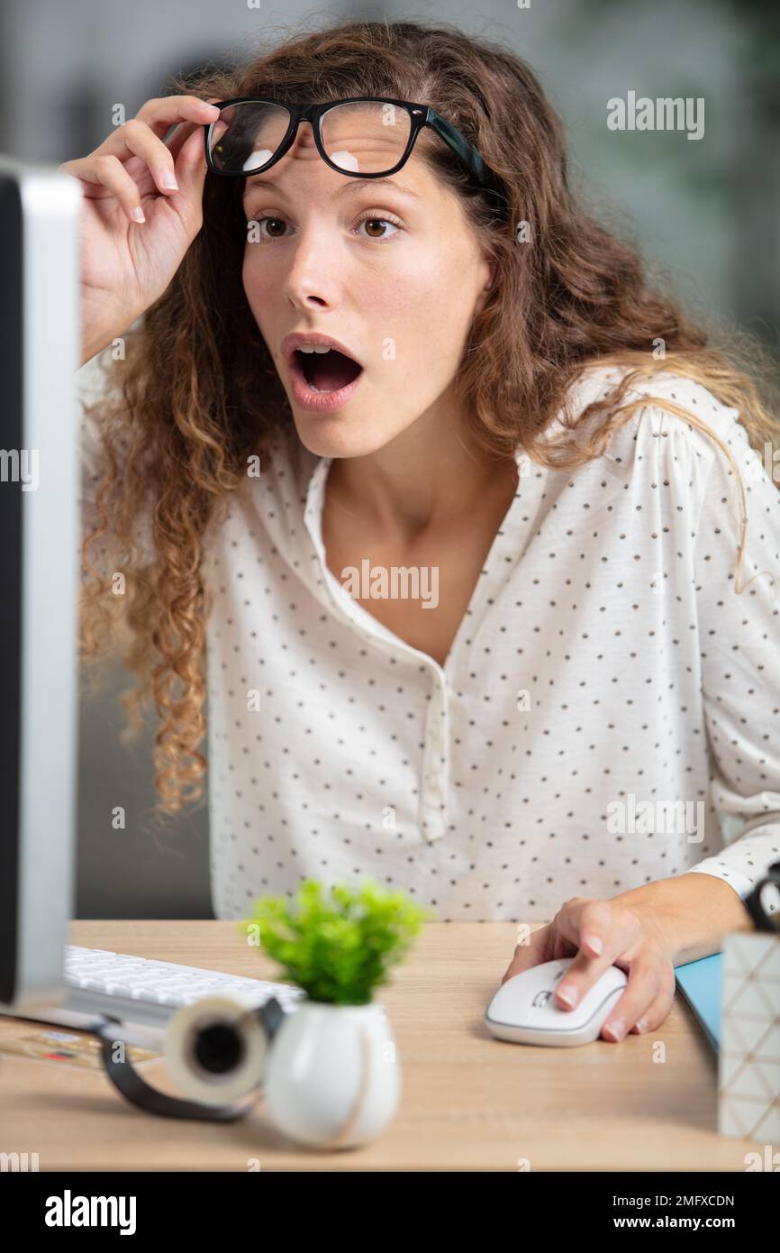 Despairing hi-res stock photography and images - Alamy