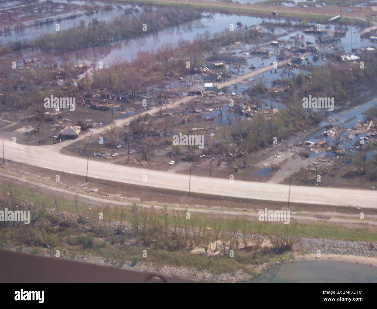 Overflight - Potter - Pilottown and North - 26-HK-211-81. 29 33.690N ...