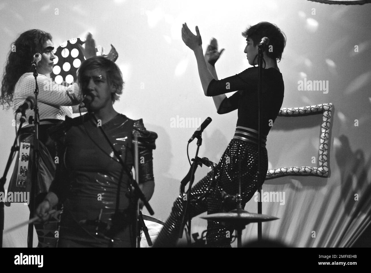 Tune-Yards - Merrill Garbus and Nate Brenner in concert at Music Hall ...