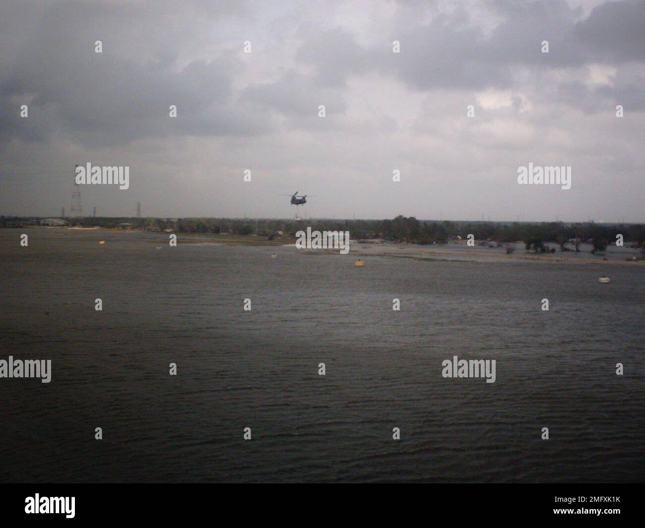 Aircrafts - Sand Baggers - 26-HK-57-19. Far shot of Chinook helicopter ...