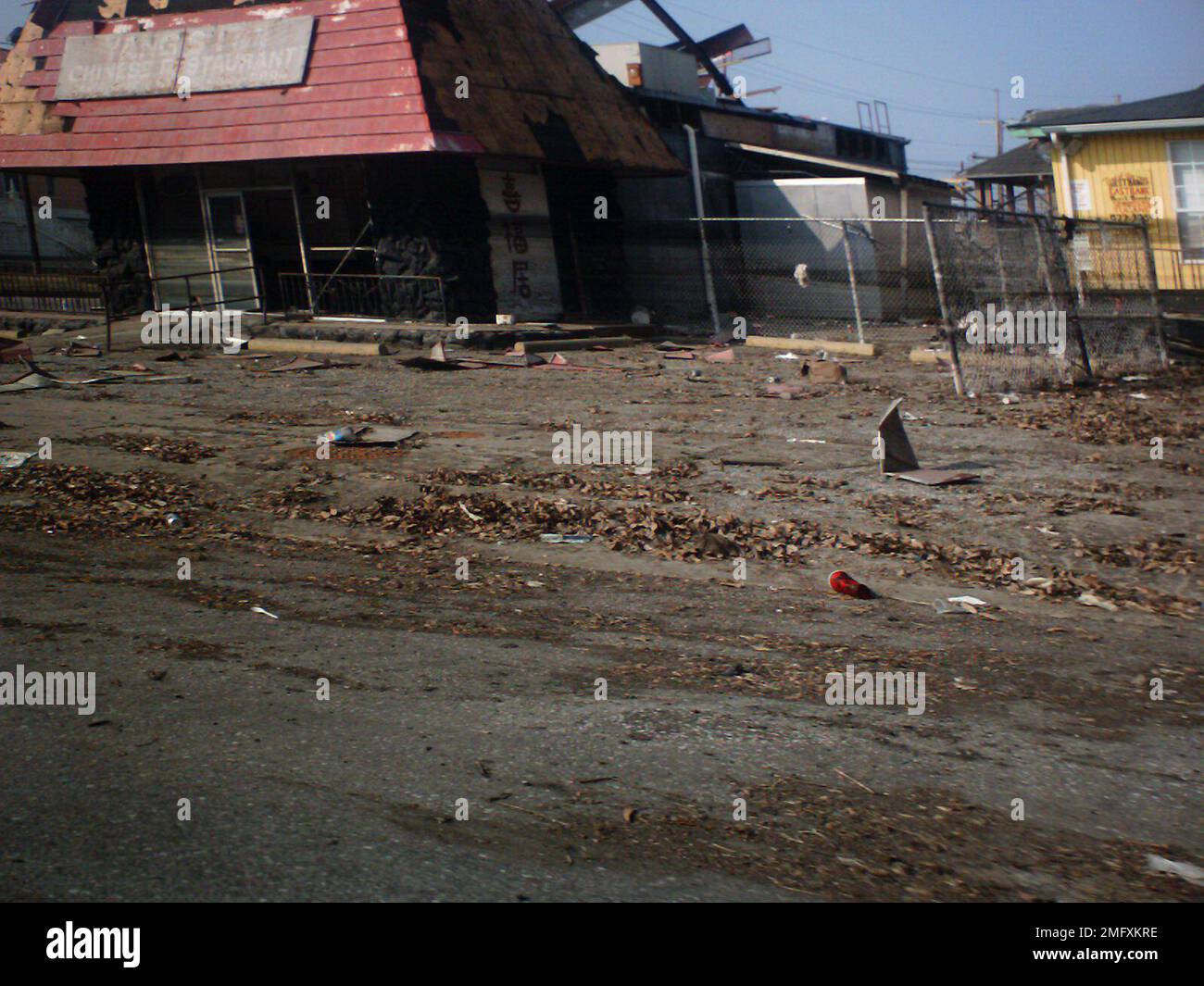 Aftermath - Miscellaneous - 26-HK-47-56. collapsing Yang's Chinese ...