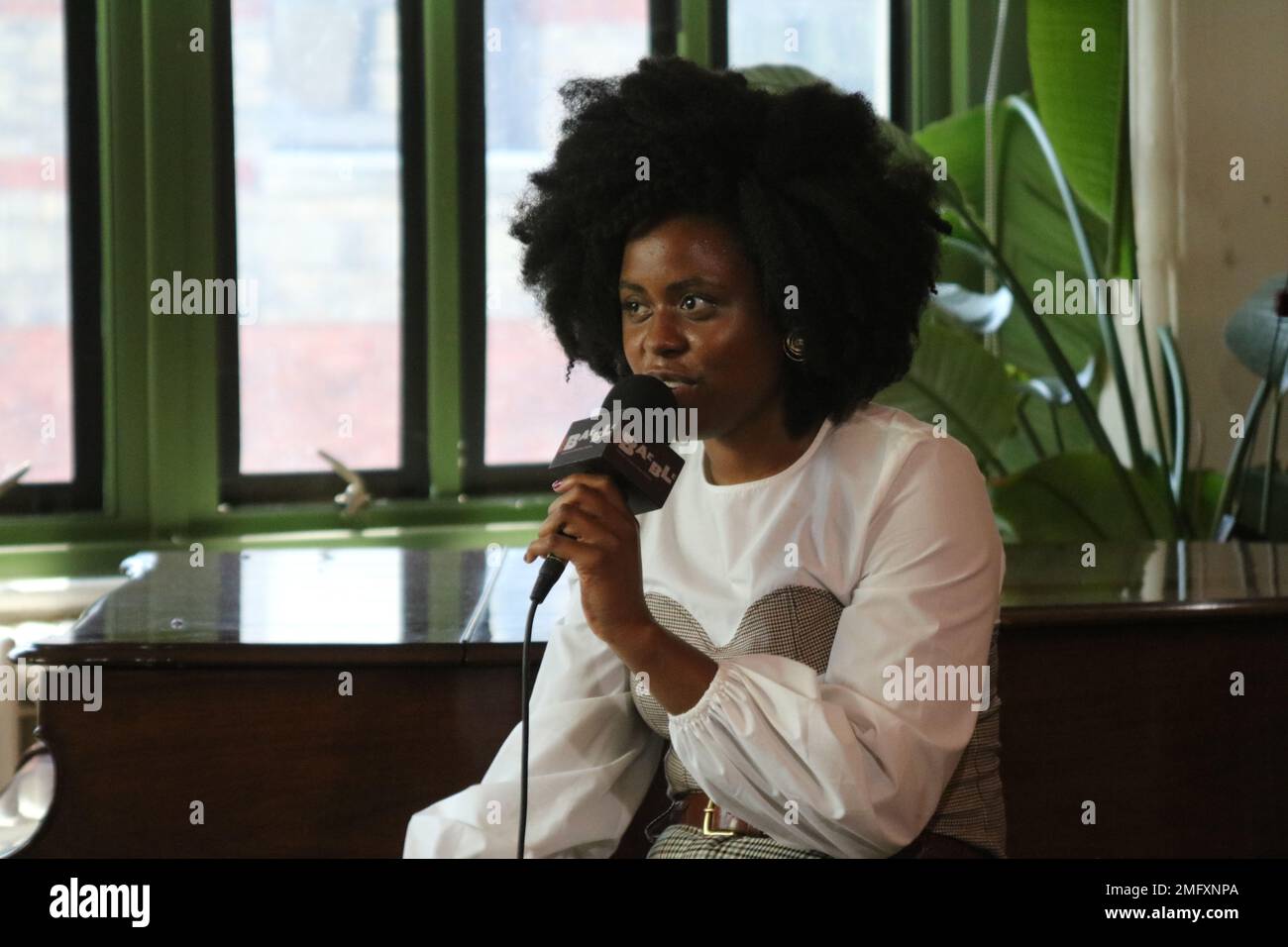 Victory in the baeble studio hi-res stock photography and images - Alamy