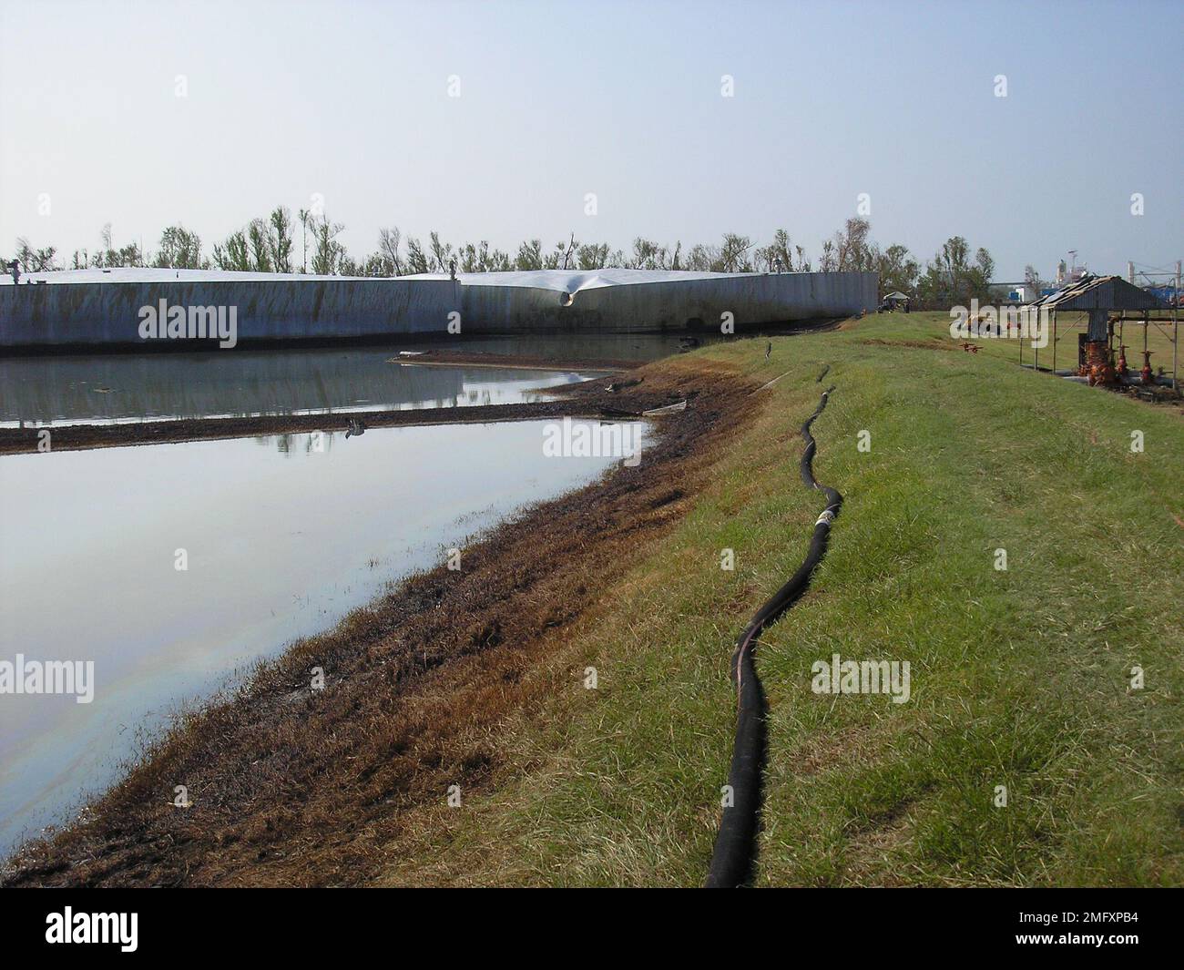 Pollution - ESU St. Louis Response - South Bass - 26-HK-233-114 ...