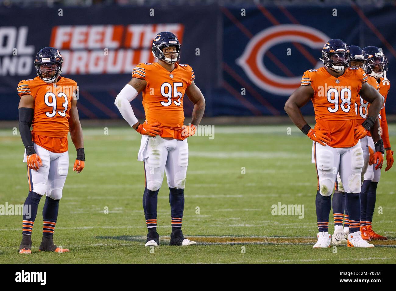 Chicago Bears' James Vaughters (93), Roy Robertson-Harris (95) and ...