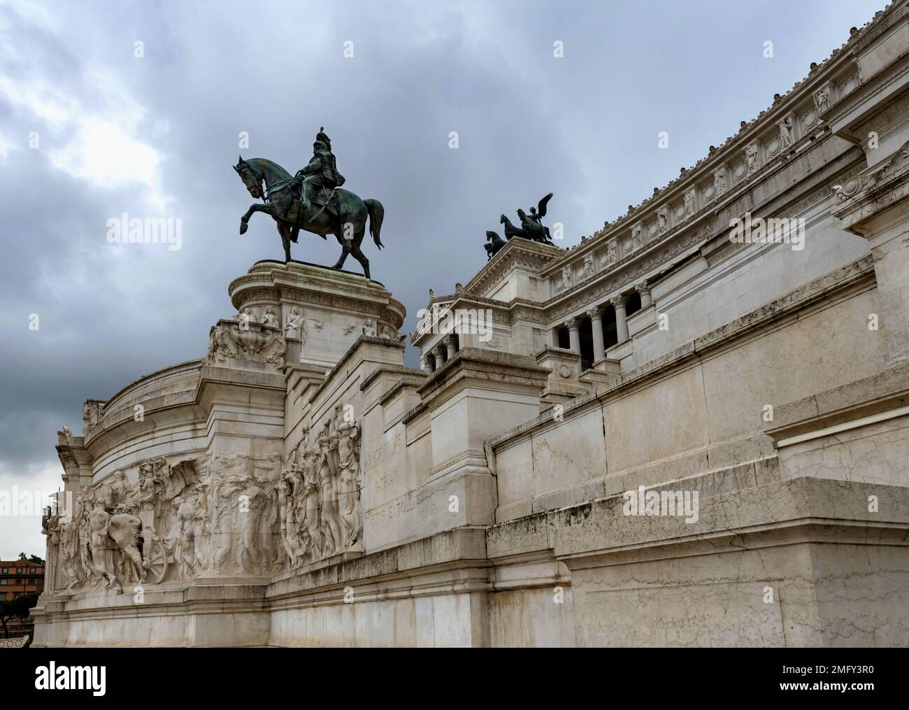 Vittorio Emmanuel monument in Rome Stock Photo - Alamy
