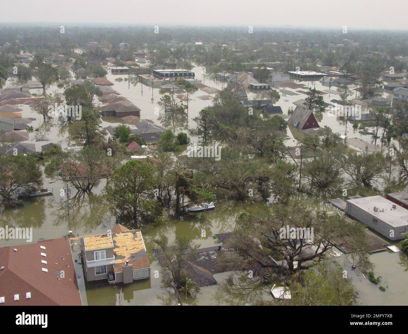 Aftermath - Aerial - 26-HK-330-36. Flooding East of 17th St. Canal ...