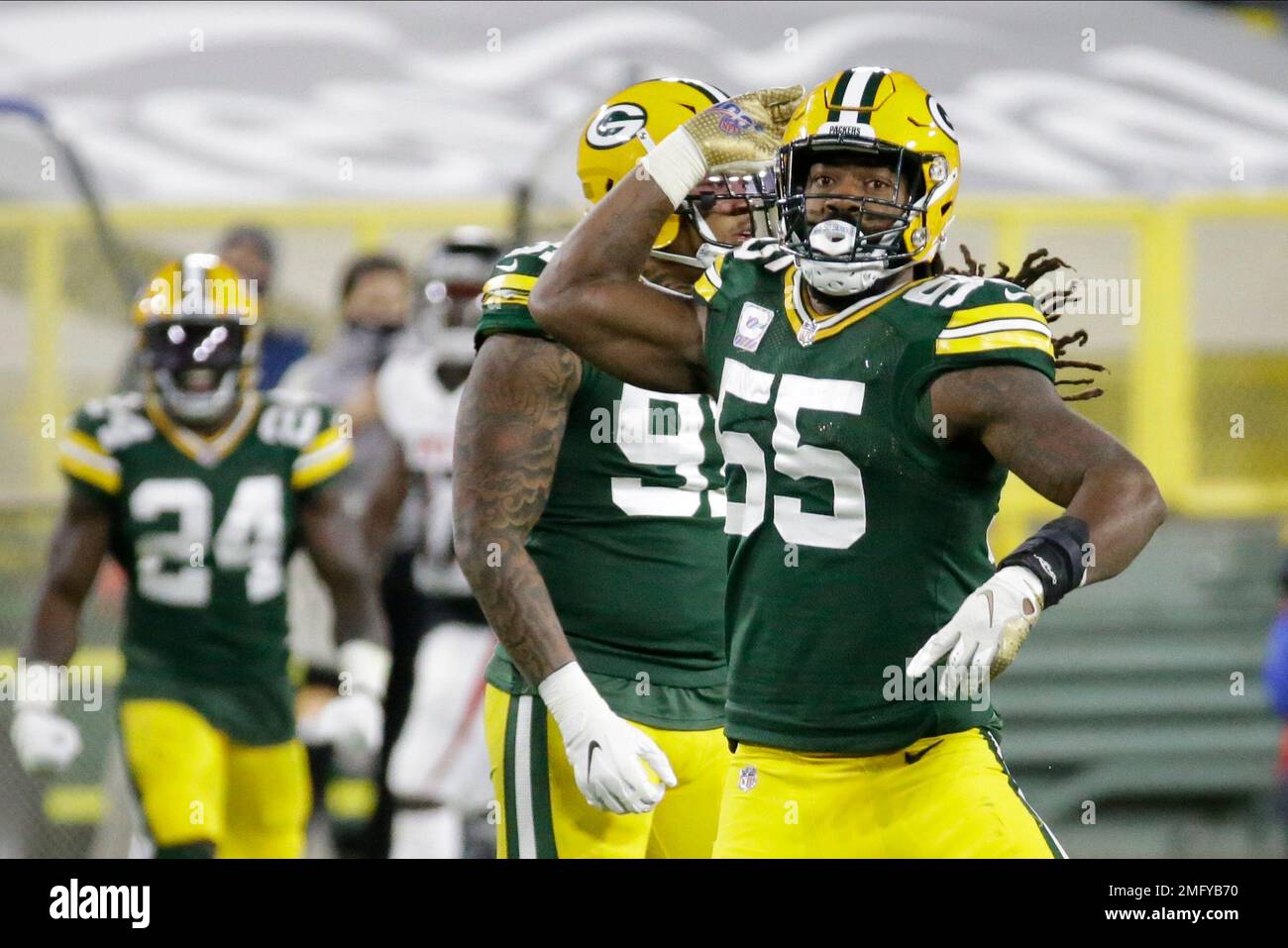 Green Bay Packers' Za'Darius Smith (55) celebrates after sacking ...