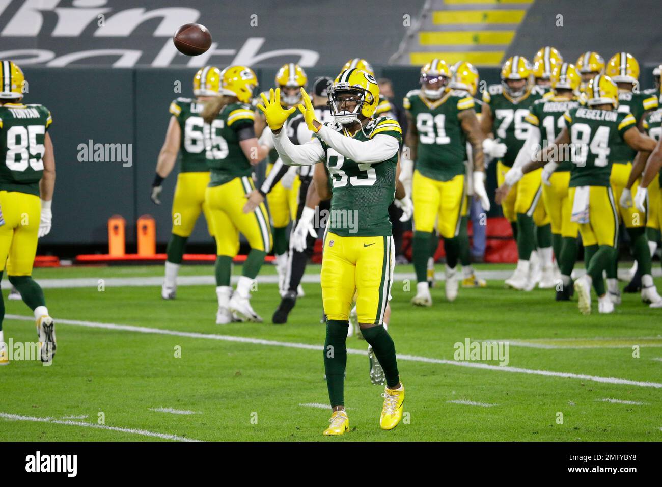 Green Bay Packers' Marquez Valdes-Scantling (83) makes a catch before ...