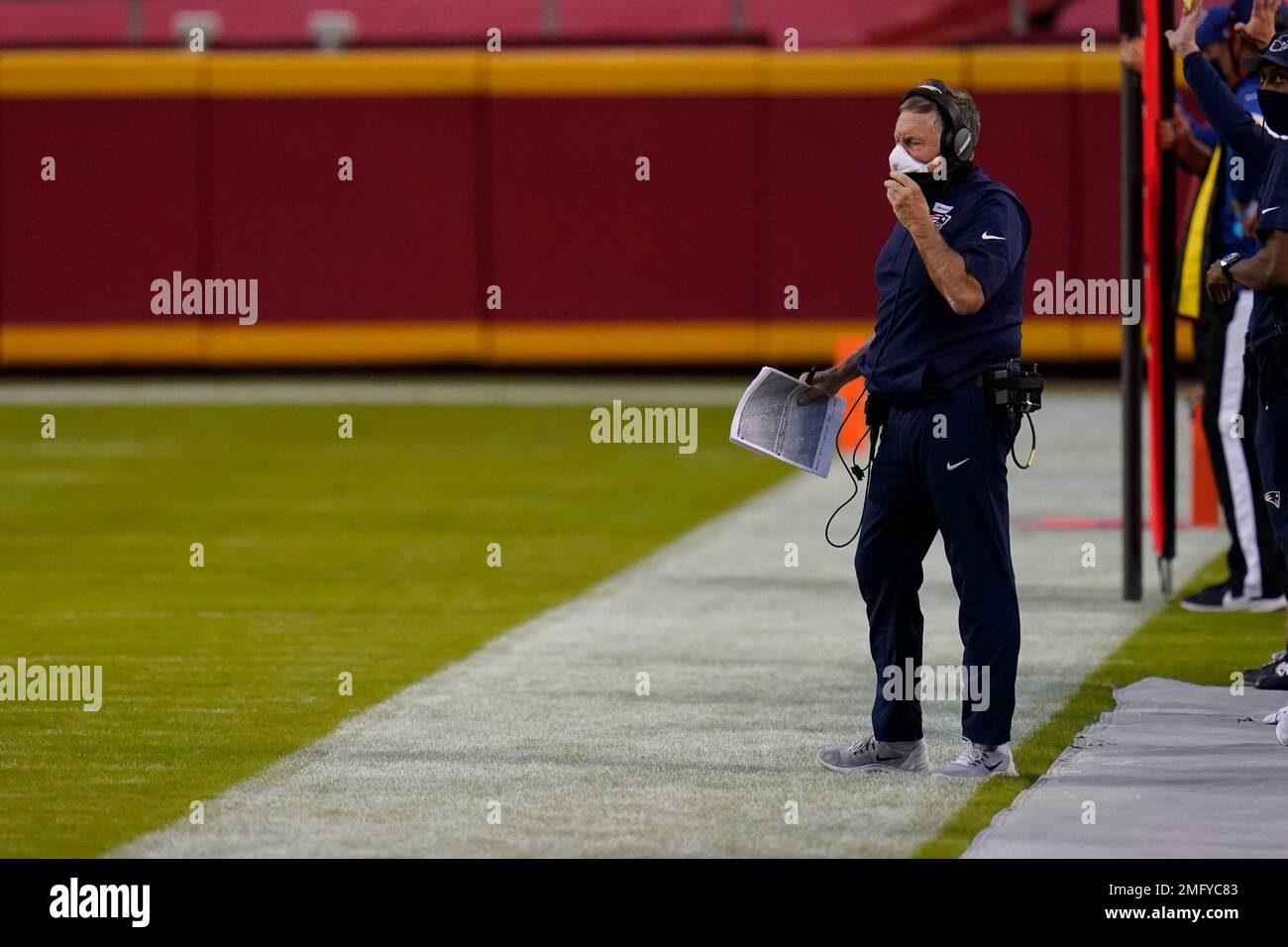 New England Patriots head coach Bill Belichick watches against the ...