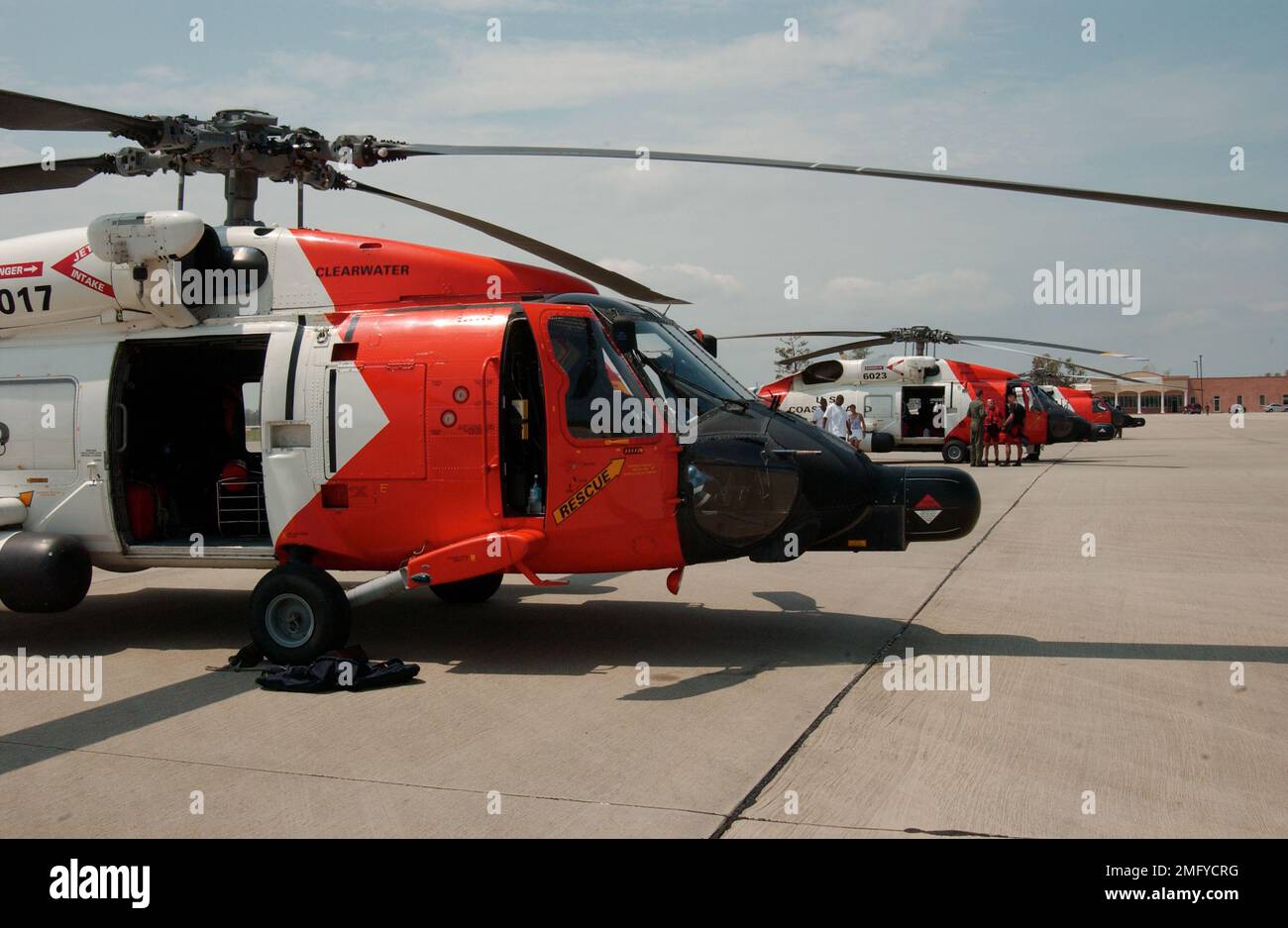 Aircrafts - HH-60 Jayhawk - 26-HK-53-62. HH-60s on ramp with personnel ...