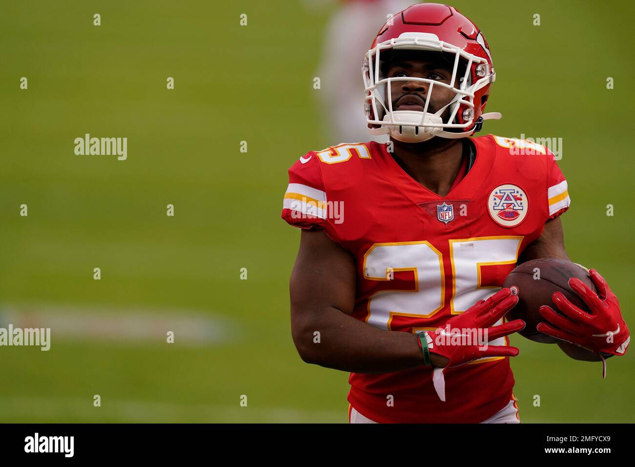 Kansas City Chiefs running back Clyde Edwards-Helaire warms up before ...