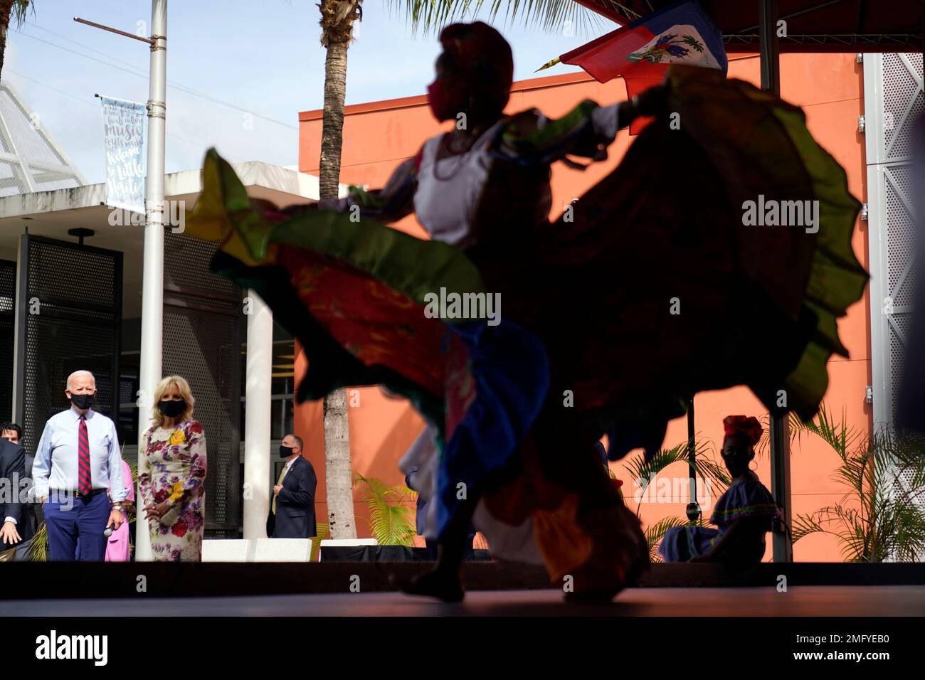 Democratic presidential candidate former Vice President Joe Biden and ...