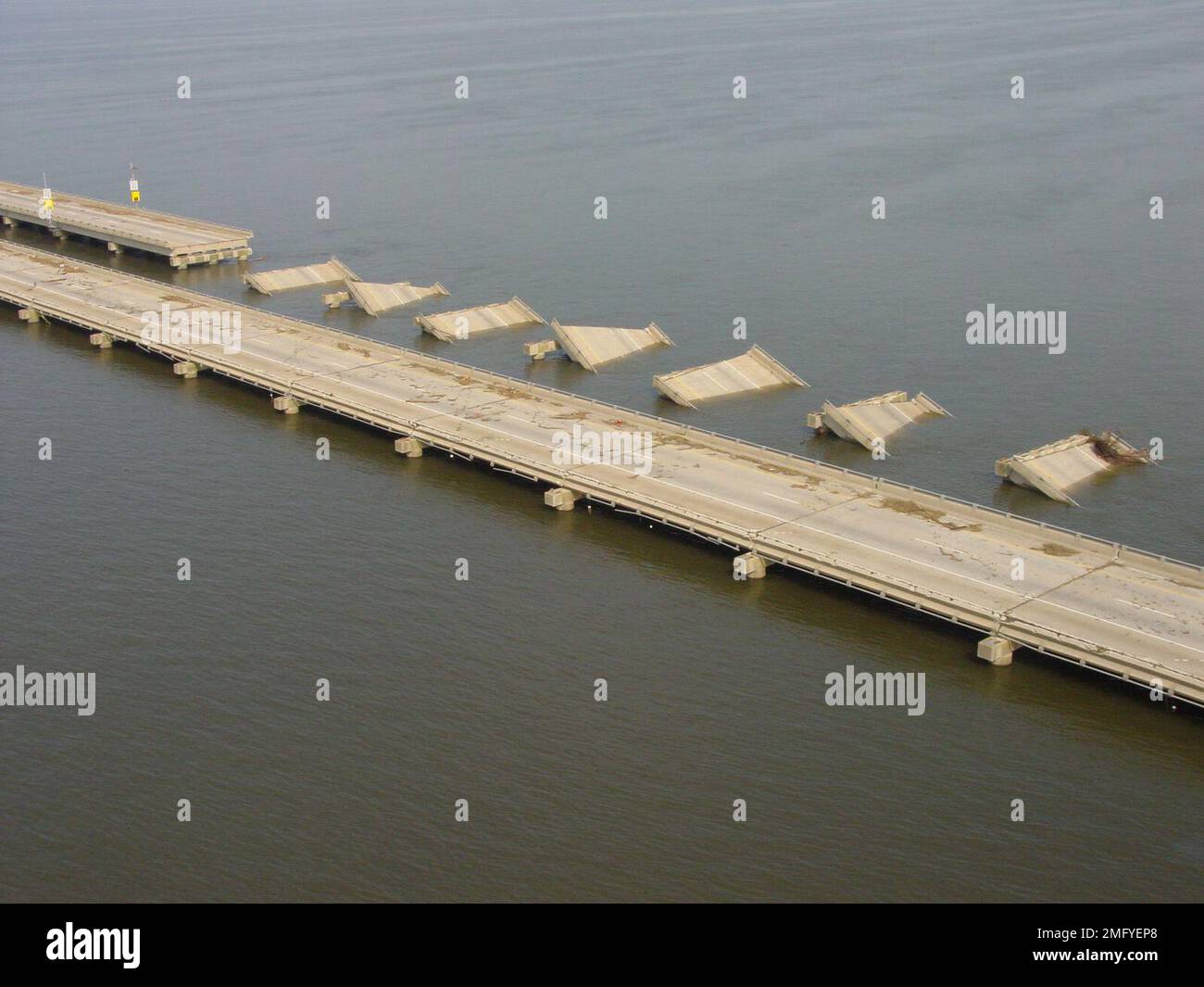 Hurricane katrina damage aerial hi-res stock photography and images - Alamy