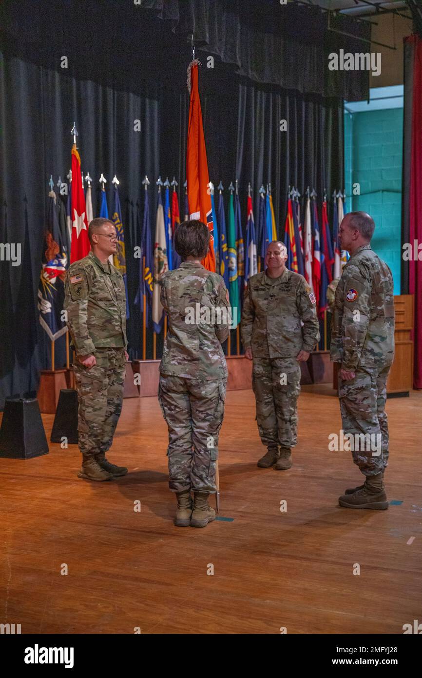 U.S. Army soldiers assigned to the 335th Signal Command (Theater ...