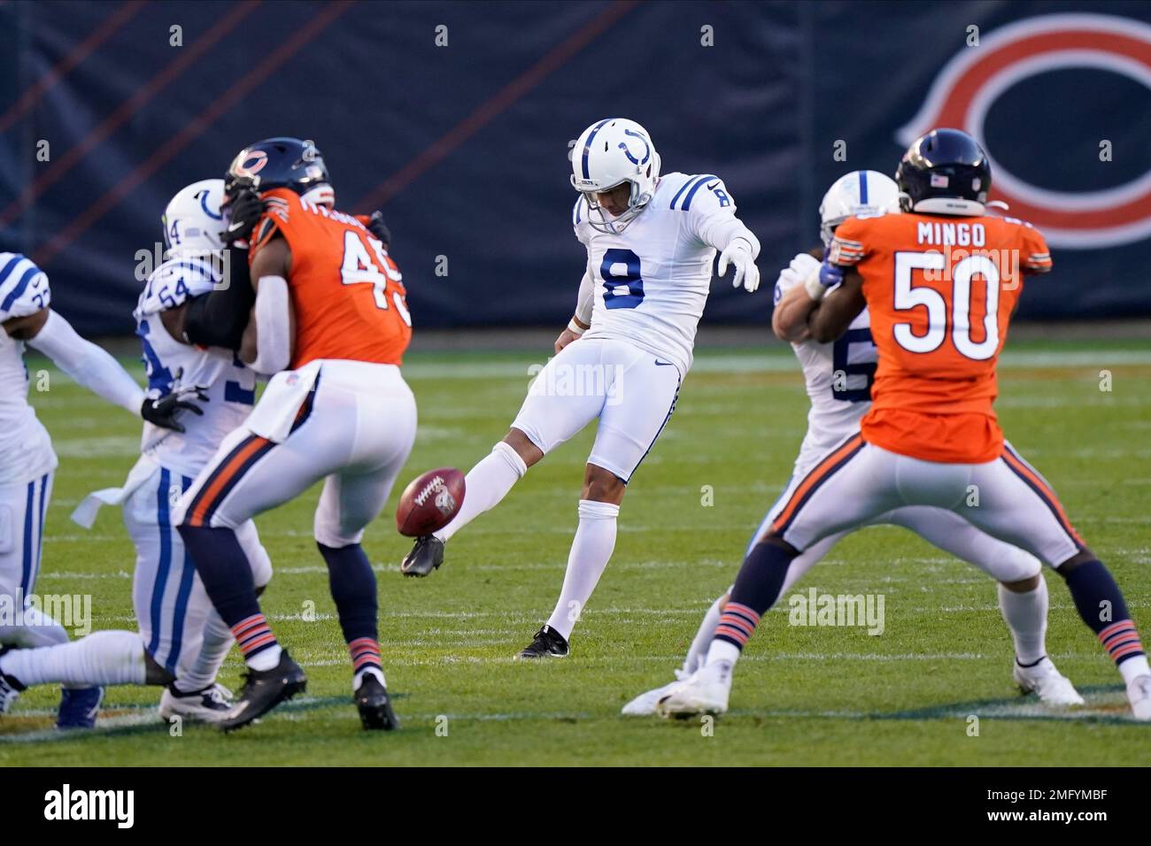 Indianapolis Colts punter Rigoberto Sanchez (8) punts during the second ...