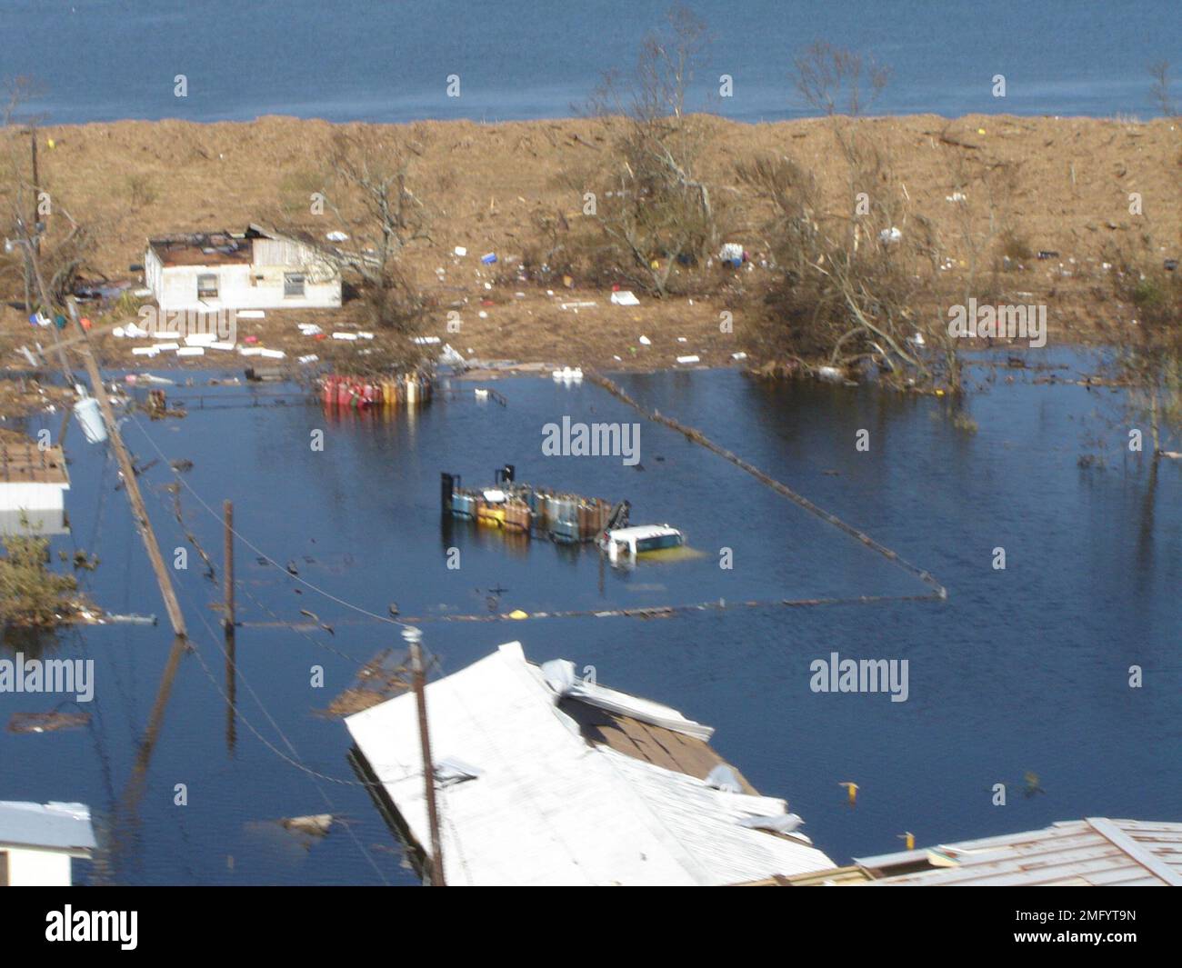 Overflight - Chief Cox - 26-HK-207-26. Hurricane Katrina Stock Photo - Alamy