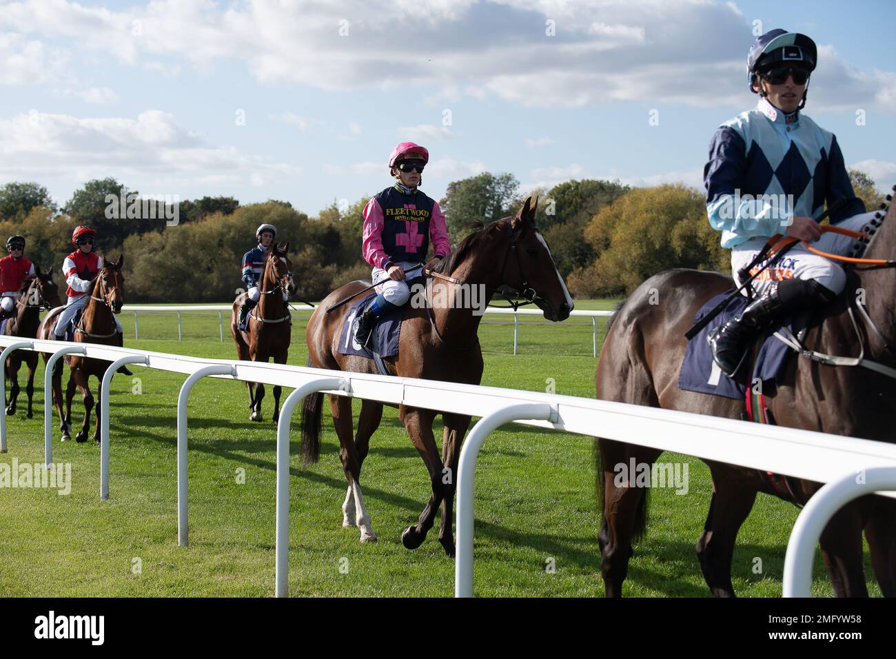 Windsor races photos hi-res stock photography and images - Alamy