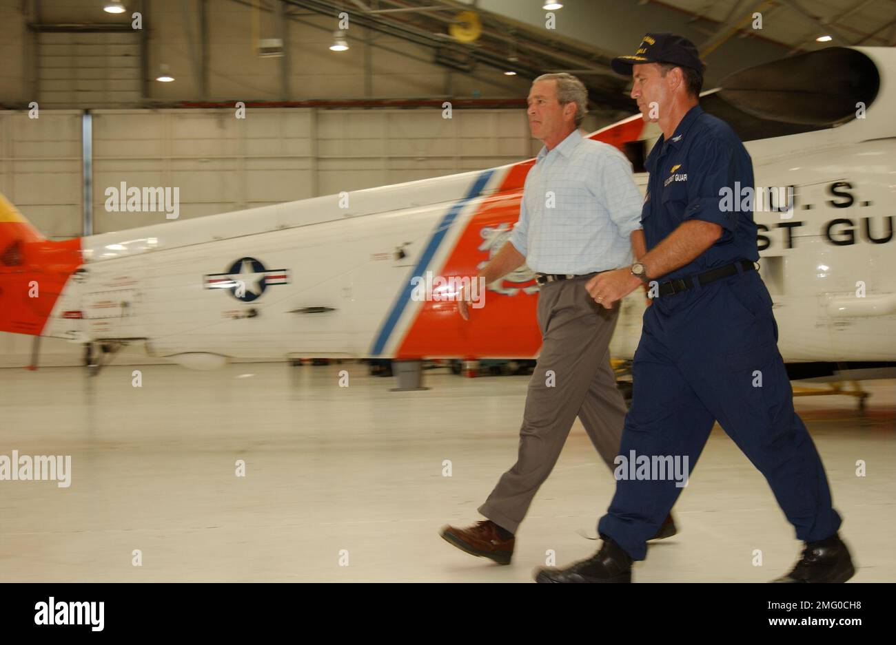 President George W. Bush Visit - 26-HK-6-243. POTUS and CAPT David ...