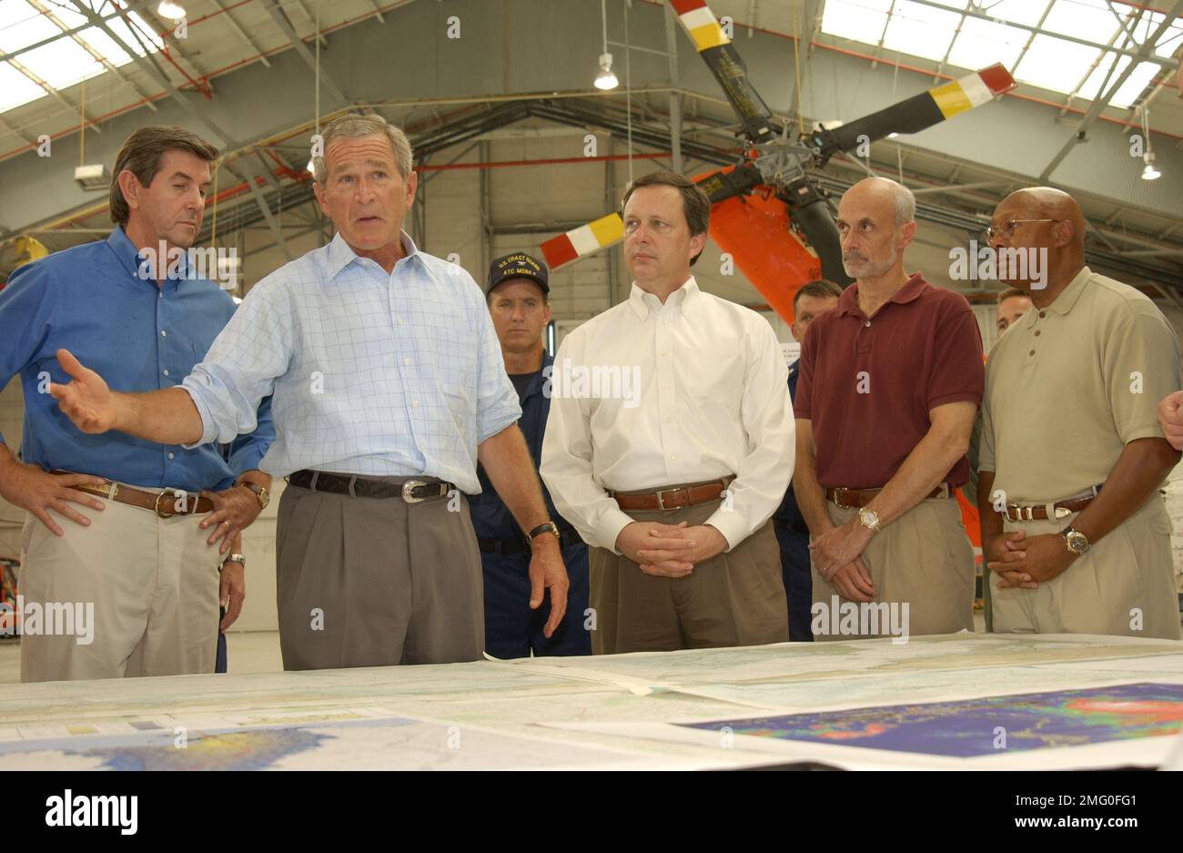 President George W. Bush Visit - 26-HK-6-84. Hurricane Katrina Stock ...
