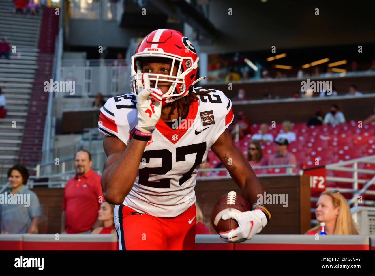 Georgia defensive back Eric Stokes (27) returns an interception for a ...