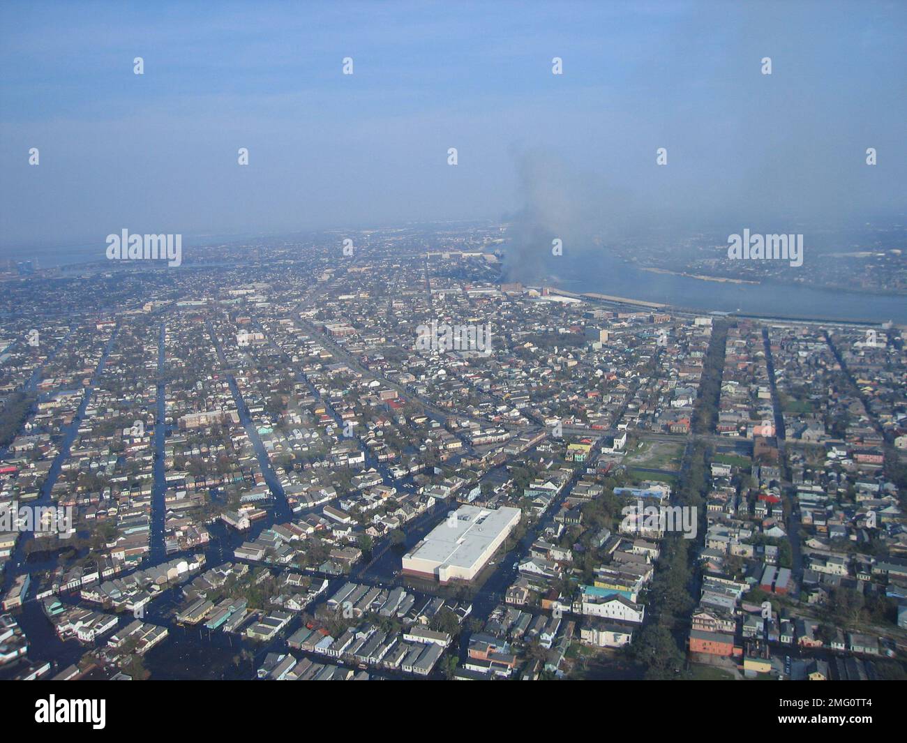 Residential flood protection hi-res stock photography and images - Alamy