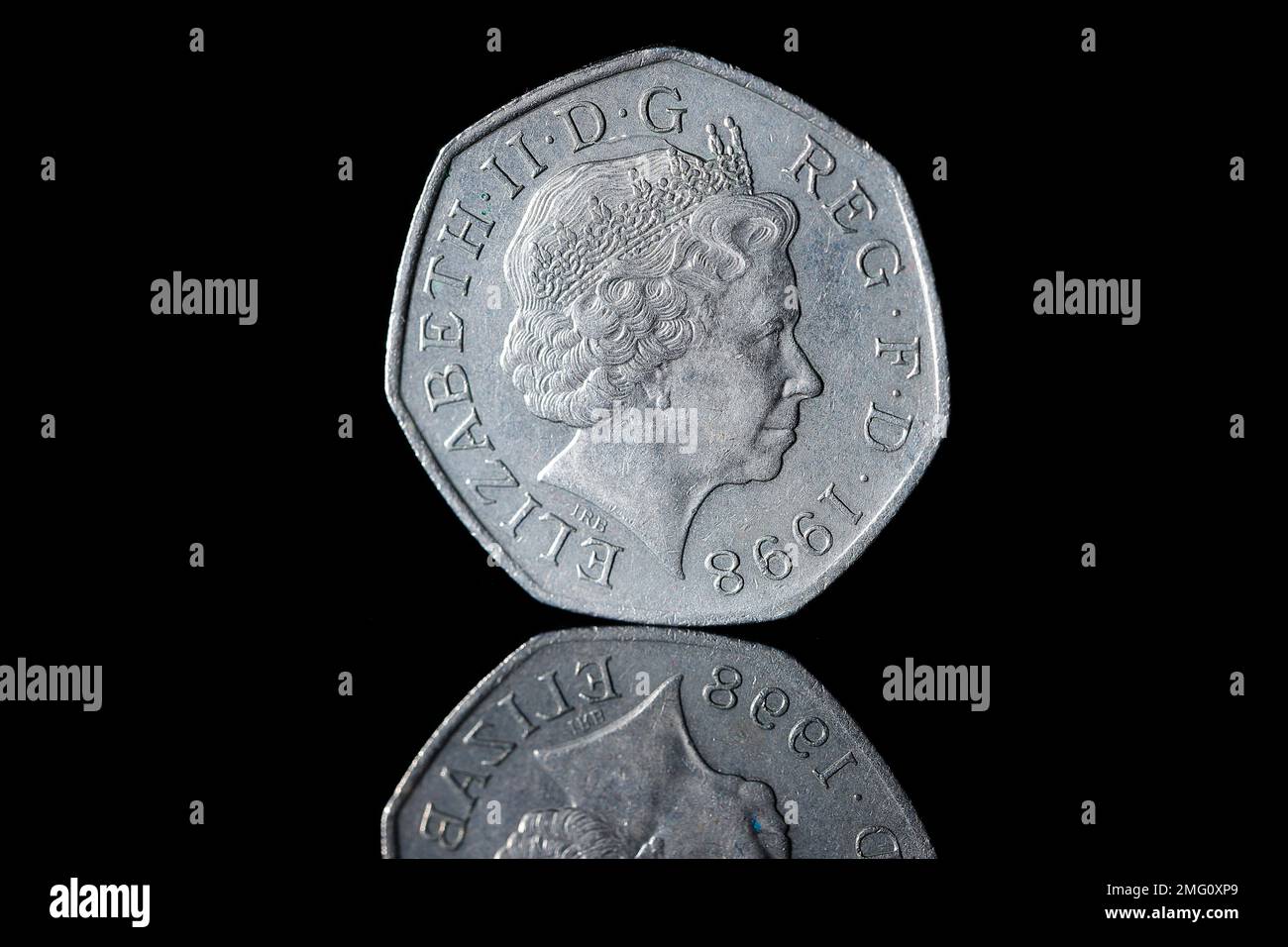 1998 50p coin obverse hi-res stock photography and images - Alamy