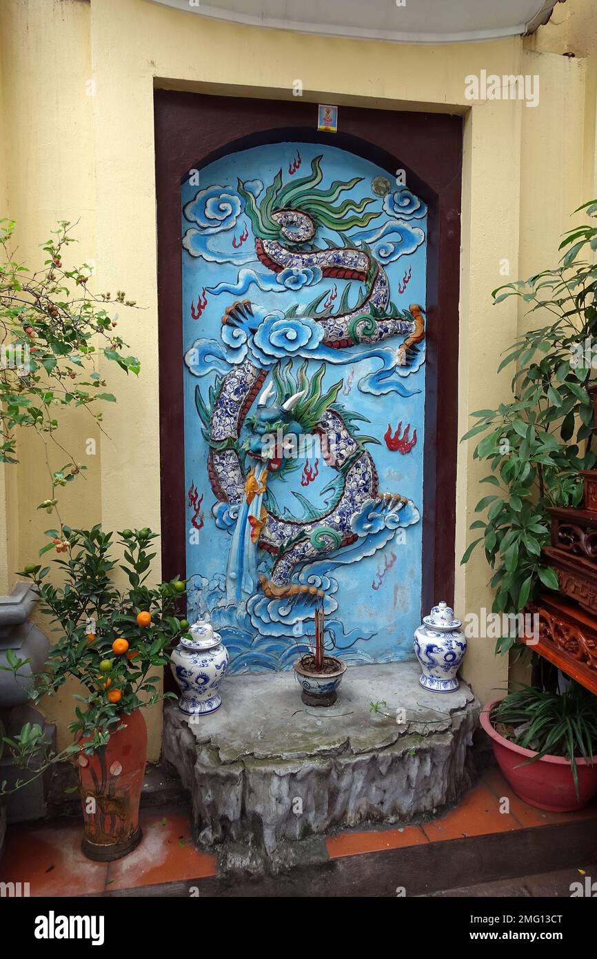 dragon relief in old quarter of Hanoi, Hà Nội, Vietnam, Asia, UNESCO ...