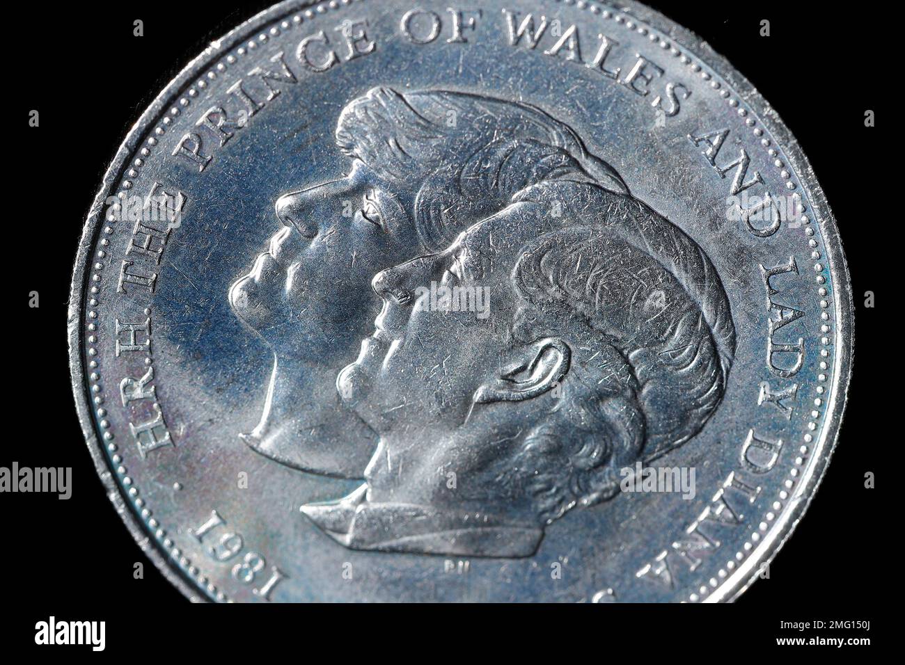 1981 British Crown Coin to commemorate the wedding of Prince Charles ...