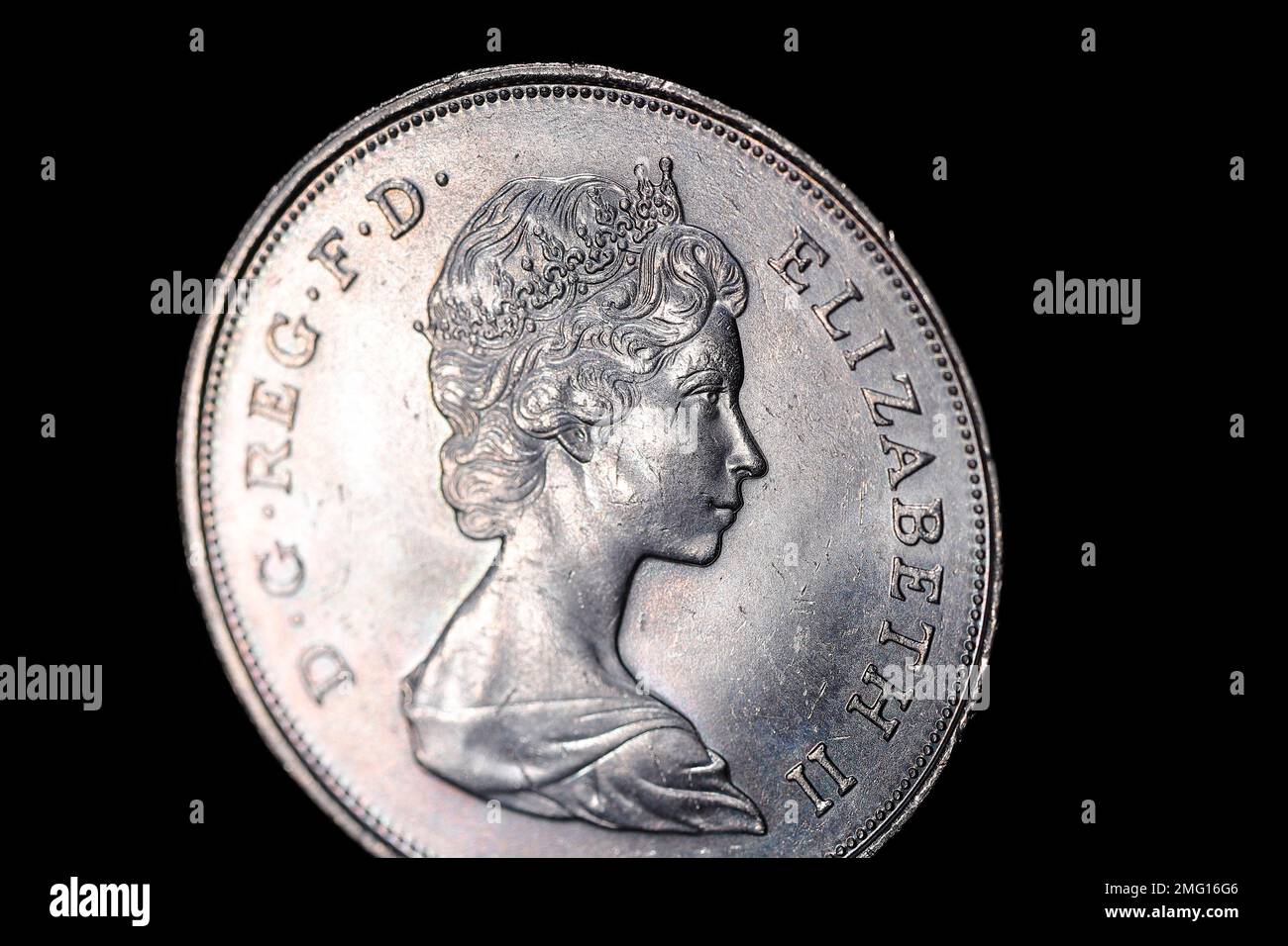 The 2nd coin portrait of Queen Elizabeth II featured on a crown coin to ...