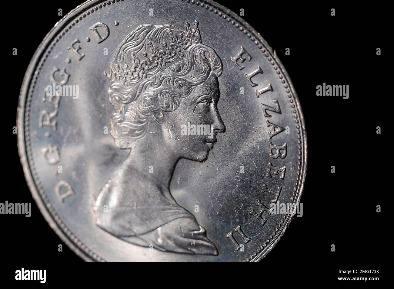 The 2nd coin portrait of Queen Elizabeth II featured on a crown coin to ...