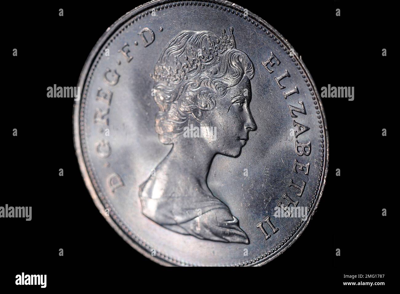 The 2nd coin portrait of Queen Elizabeth II featured on a crown coin to ...