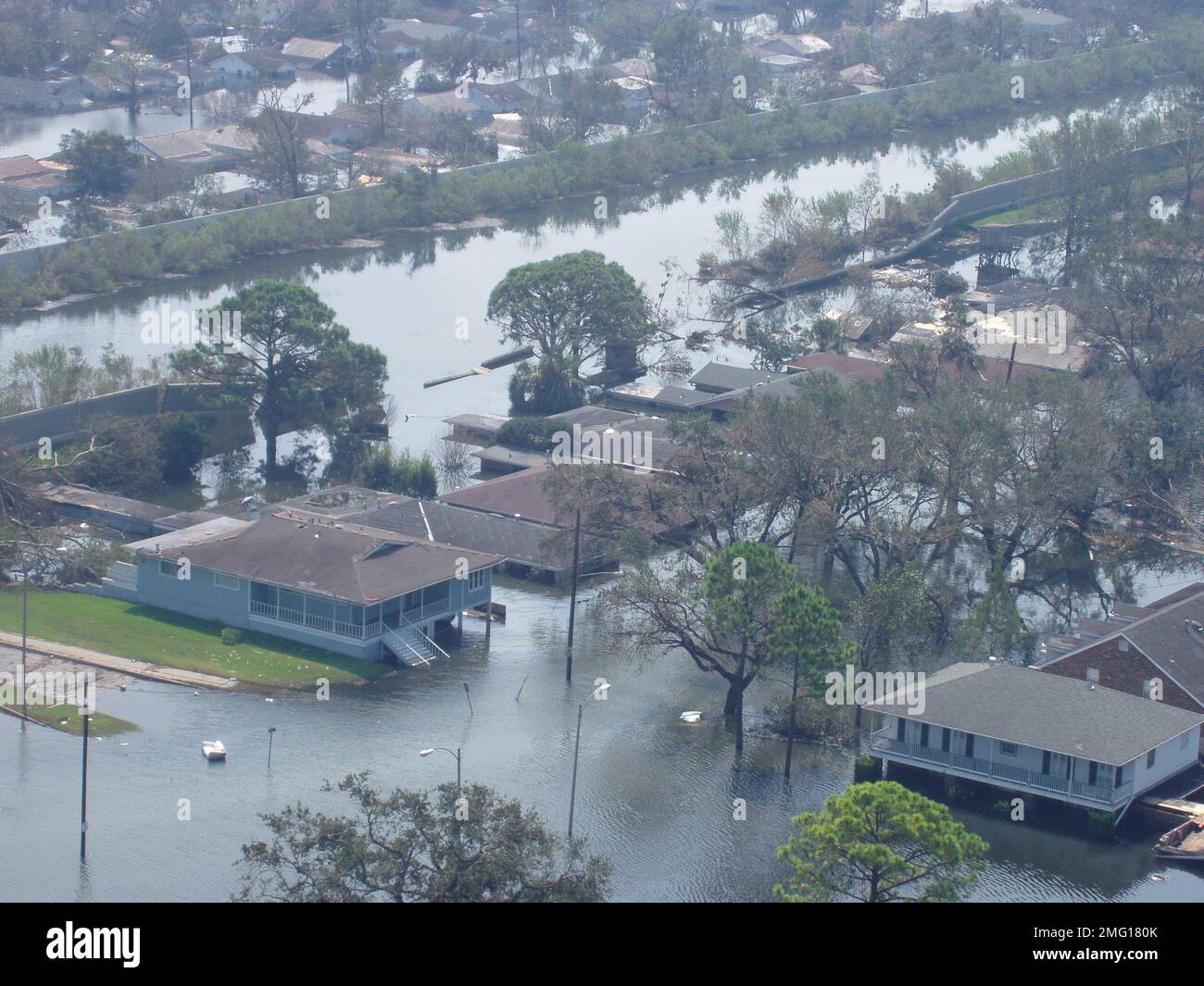 Aerial view flooding hurricane katrina hi-res stock photography and ...