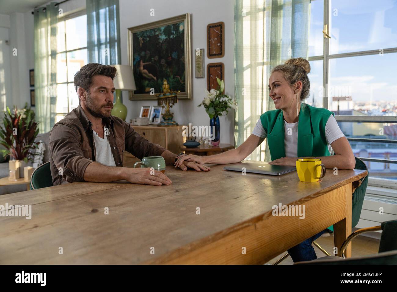 ALPHA MALES, (aka MACHOS ALFA), from left: Raul Tejon, Kira Miro ...