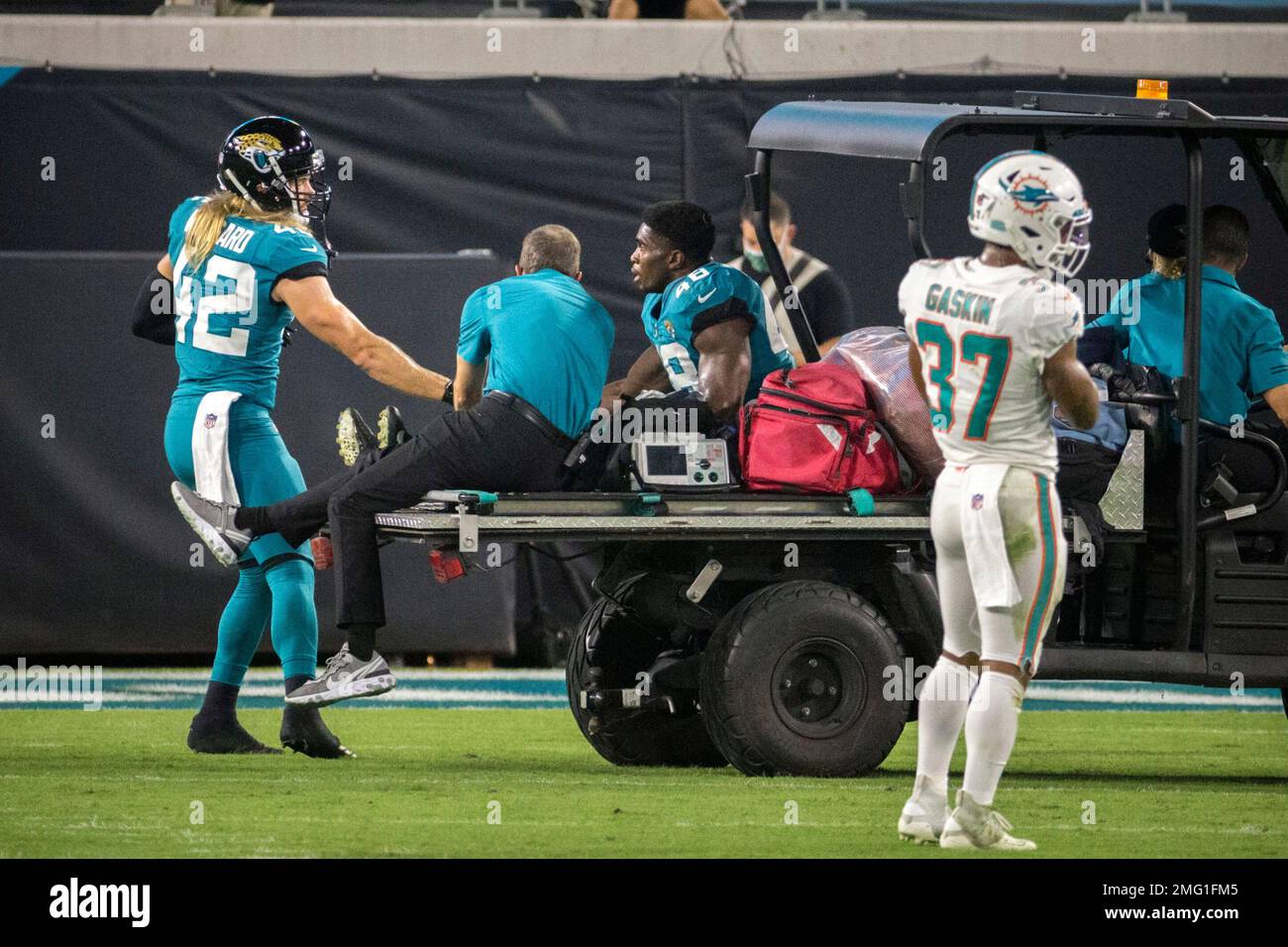 Jacksonville Jaguars free safety Andrew Wingard (42) reaches out to ...