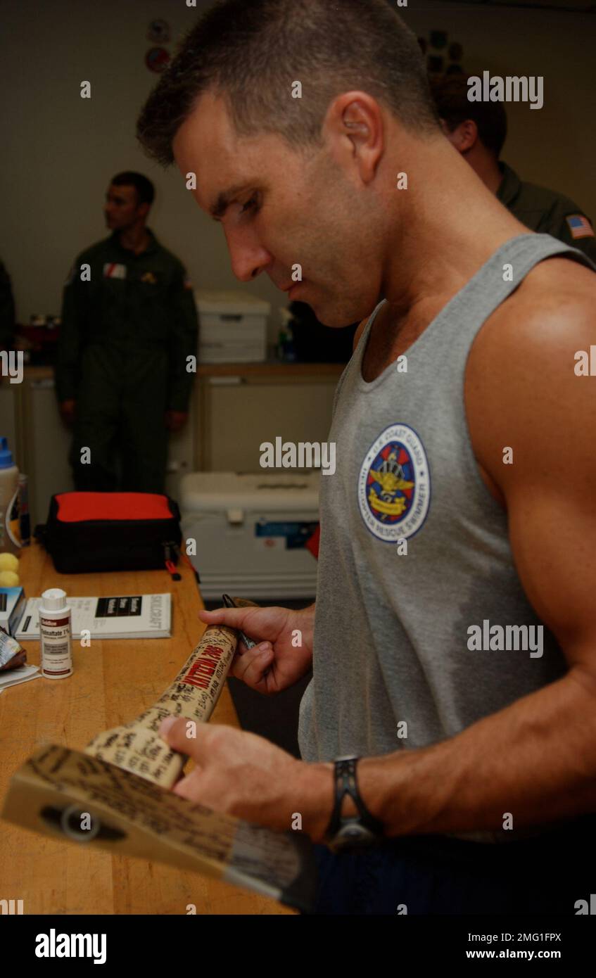 Coast Guard Structures - Air Stations - Operations - 26-HK-96-31 ...