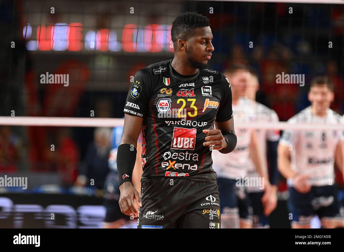 Marlon yant volleyball hi-res stock photography and images - Alamy