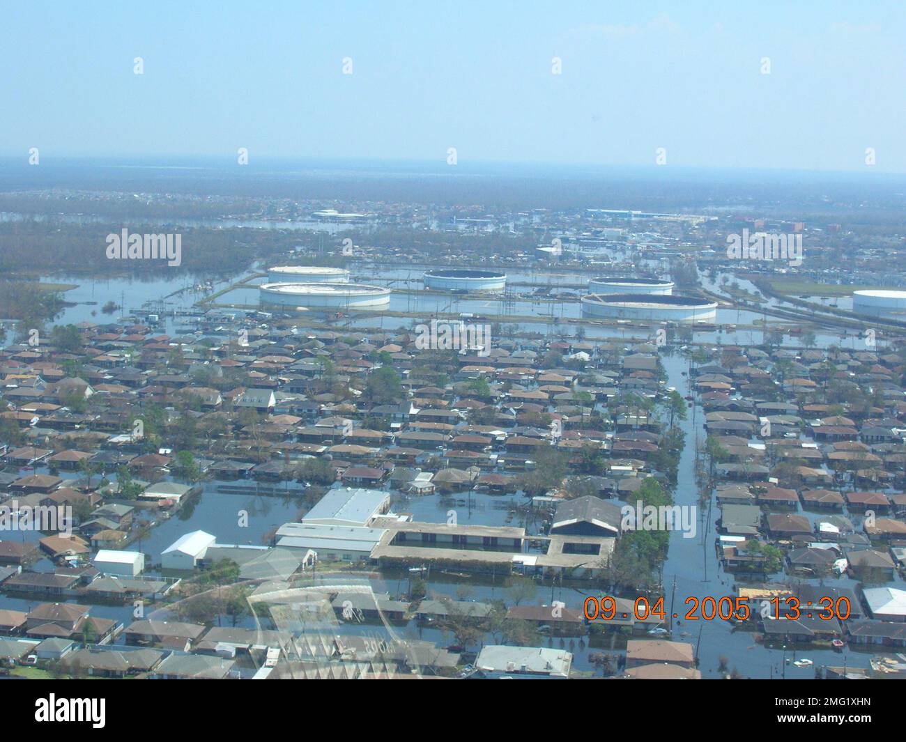 ESU St. Louis - Murphy Oil - 26-HK-319-2. Meraux w/ Murphy Tankfarm in ...