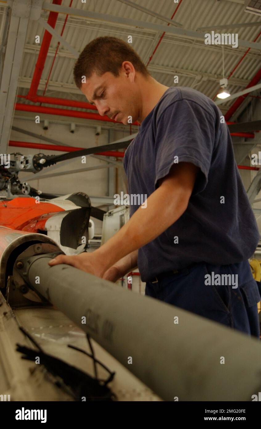 Coast Guard Structures - Air Stations - Operations - 26-HK-96-3. 050904 ...