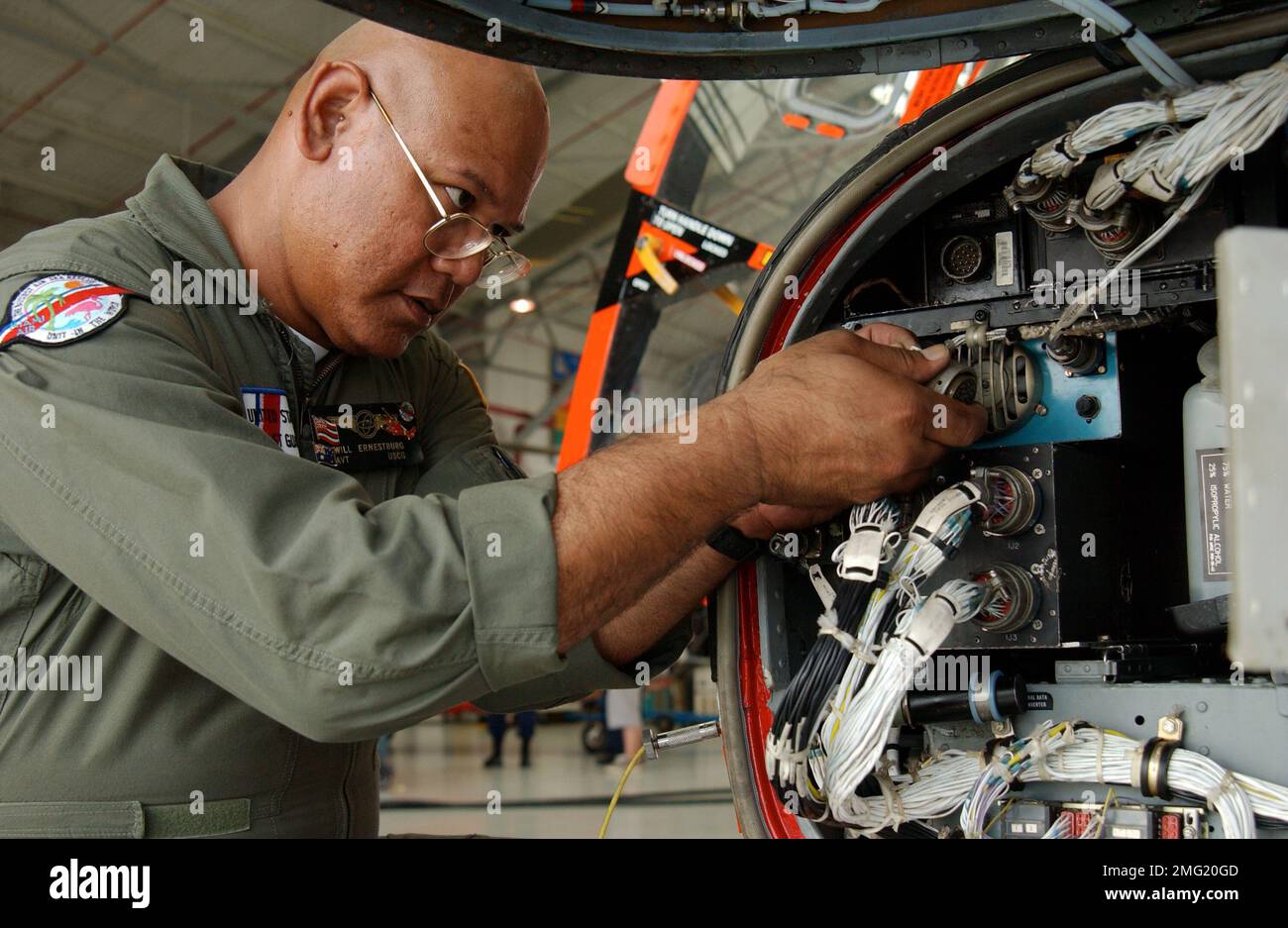 Coast Guard Structures - Air Stations - Operations - 26-HK-96-1. 050904 ...