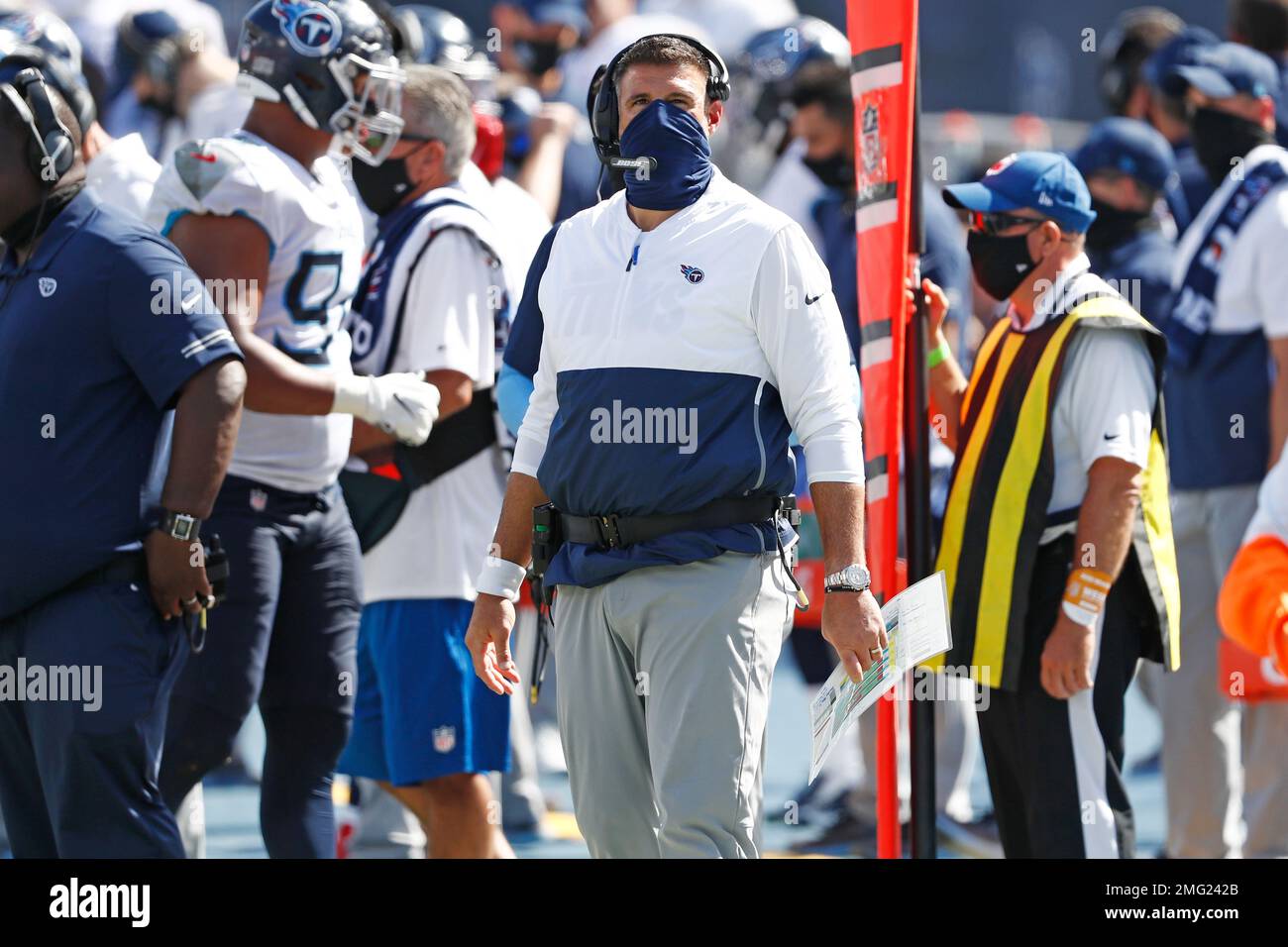 Tennessee Titans head coach Mike Vrabel watches from the sideline in ...