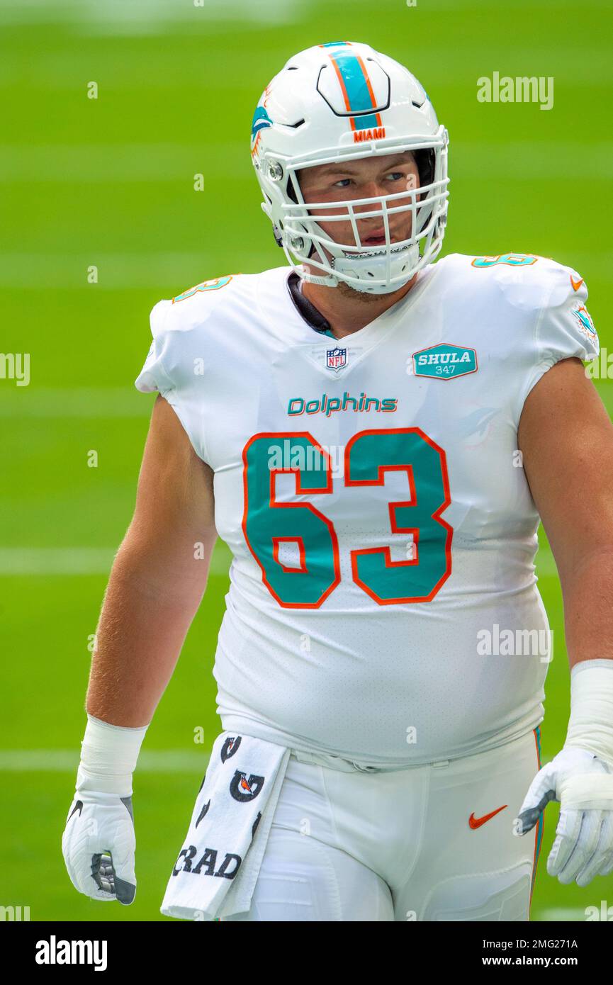 Miami Dolphins guard Michael Deiter (63) on the field before taking on ...