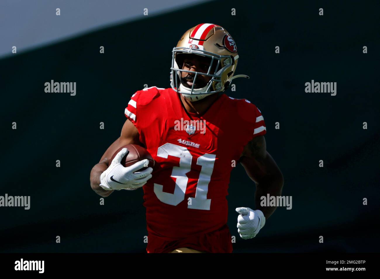 San Francisco 49ers running back Raheem Mostert (31) runs for a ...