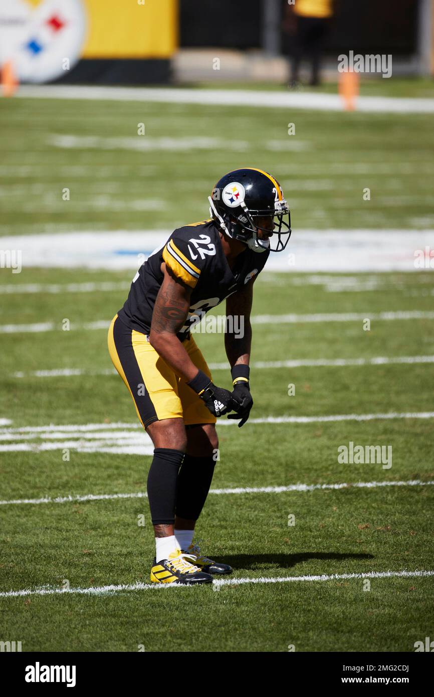 Pittsburgh Steelers cornerback Steven Nelson (22) in action against ...